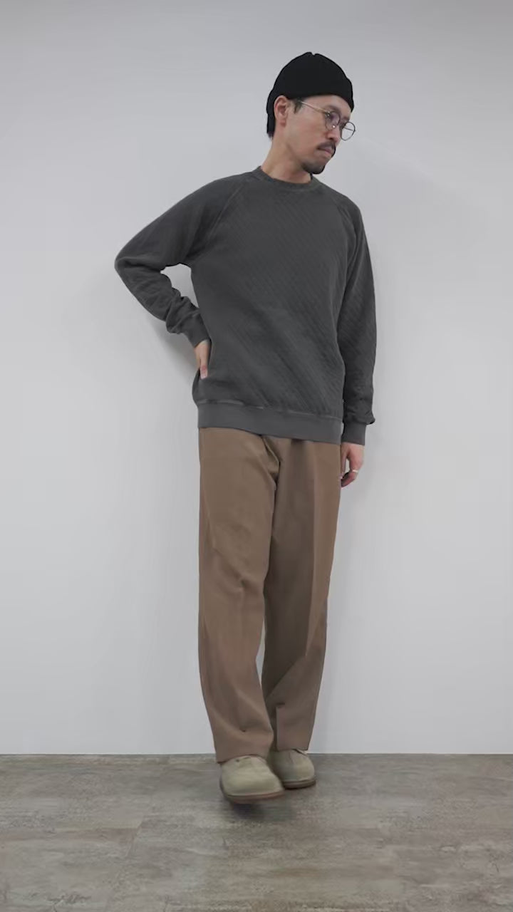 GOOD ON / Quilted Long Sleeve Raglan Crewneck Shirt Optoelectronic